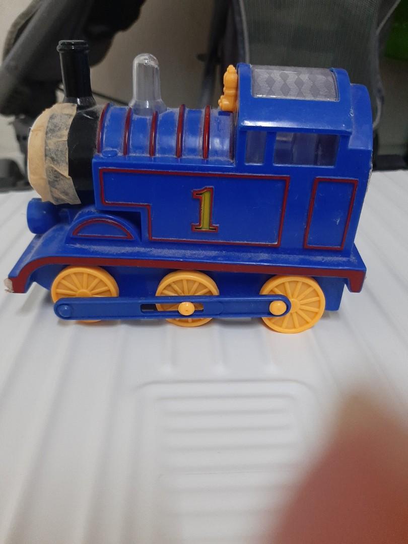 Thomas battery operated train, Hobbies & Toys, Toys & Games on Carousell