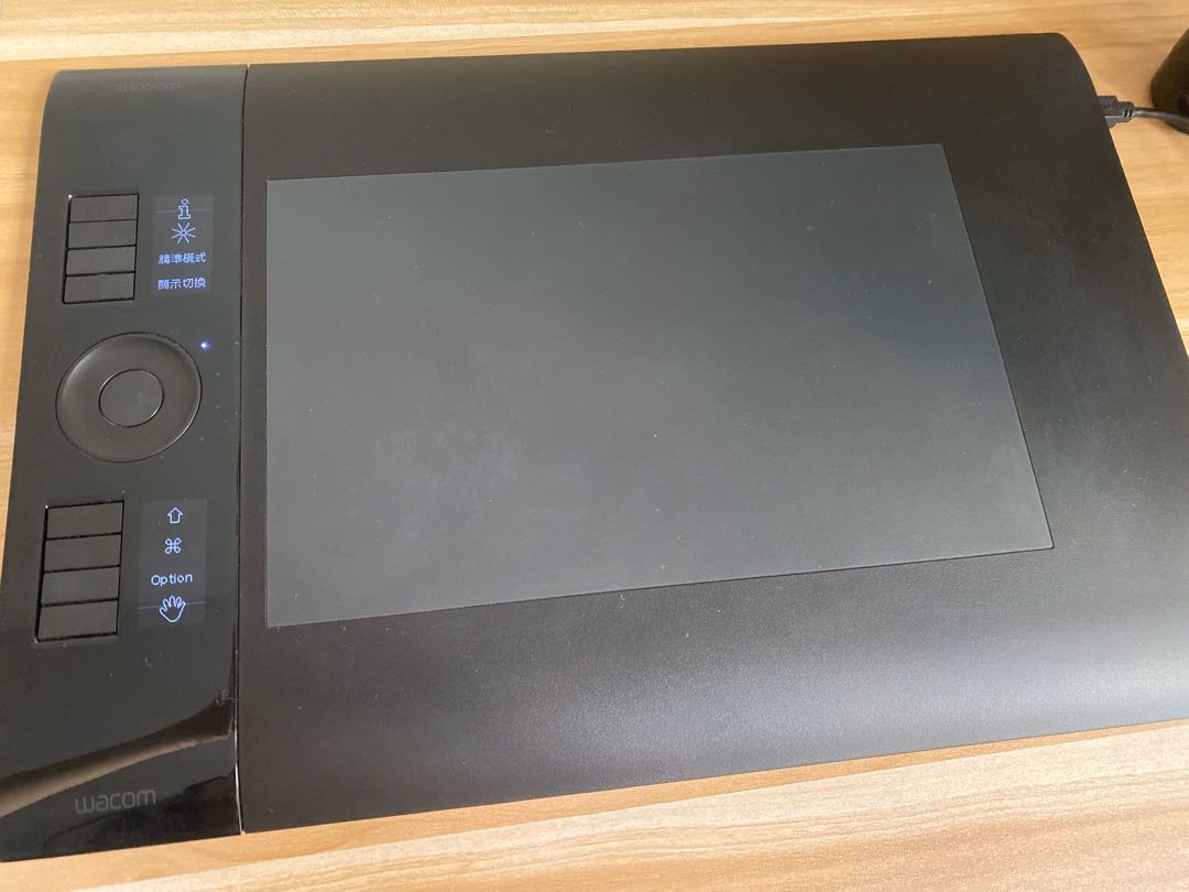 Wacom Intuos 4 medium PTK-640, 電腦＆科技, 商務用科技產品 - Carousell