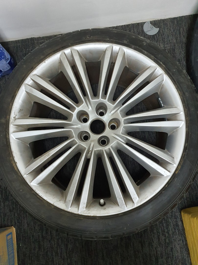 Jaguar 20" Original Aluminium Rim, Car Accessories, Tyres & Rims on ...