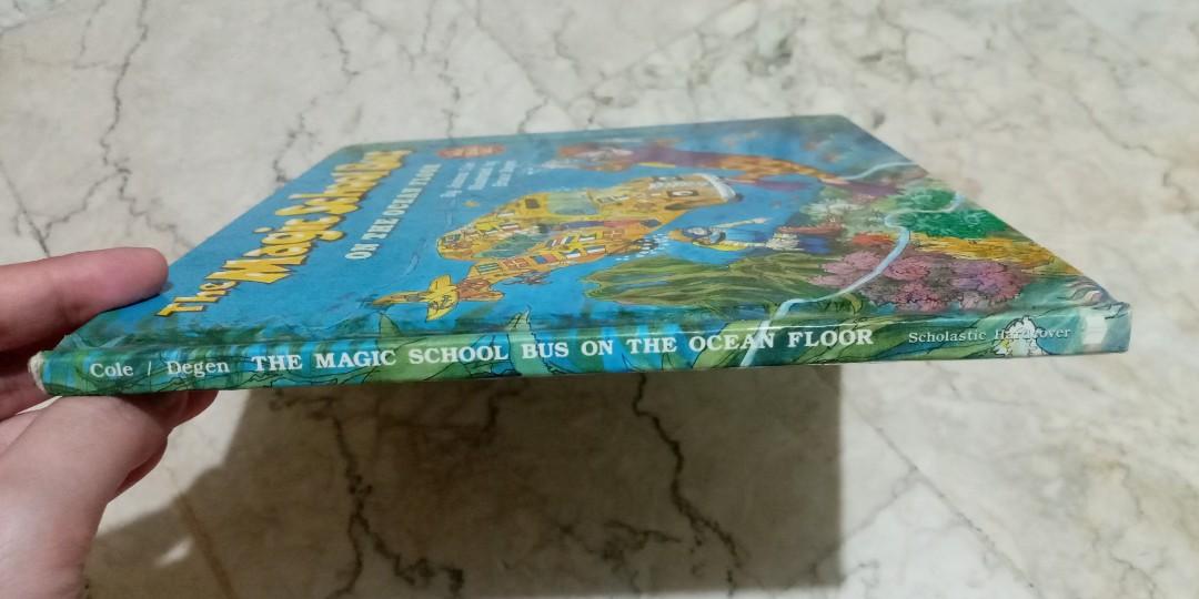 The MAGIC SCHOOL BUS: On The Ocean Floor, Hobbies & Toys, Books ...