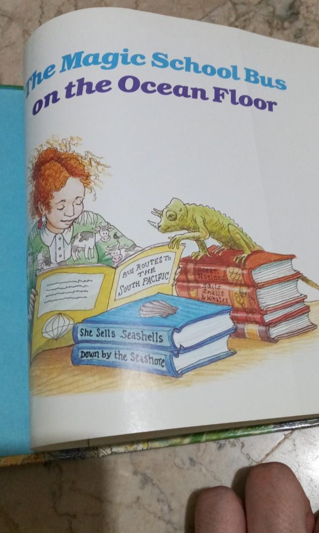 The MAGIC SCHOOL BUS: On The Ocean Floor, Hobbies & Toys, Books ...