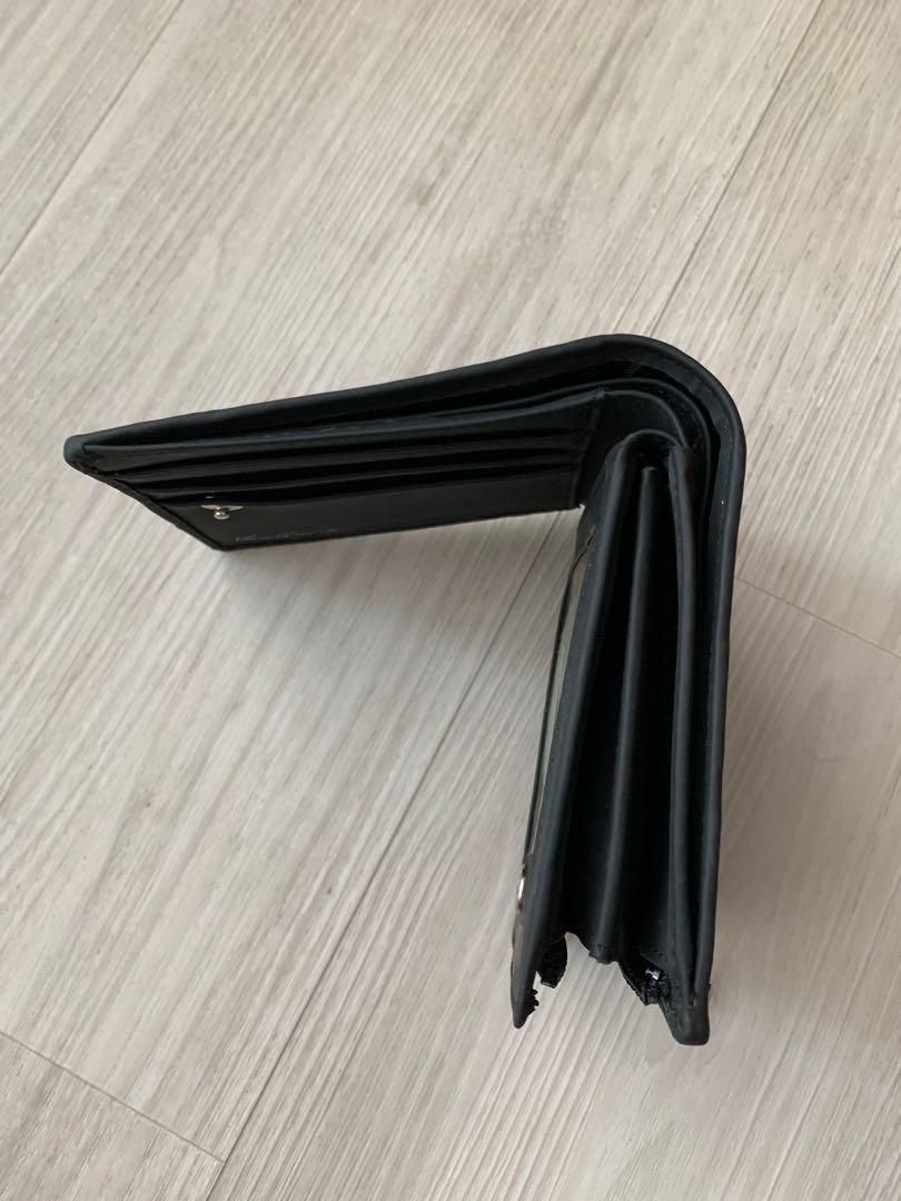 Van Garie wallet, Men's Fashion, Watches & Accessories, Wallets & Card ...