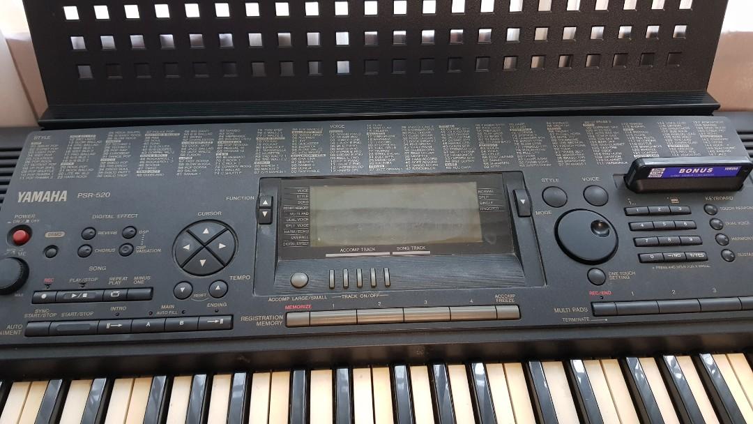 Yamaha PSR-520 Keyboard with stand, Hobbies & Toys, Music & Media ...