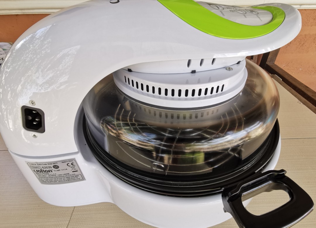 Crofton oven/air fryer, Furniture & Home Living, Kitchenware ...