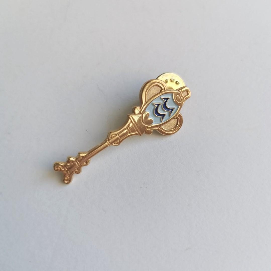 Fairy Tail Lucy Aquarius key pin, Hobbies & Toys, Toys & Games on Carousell
