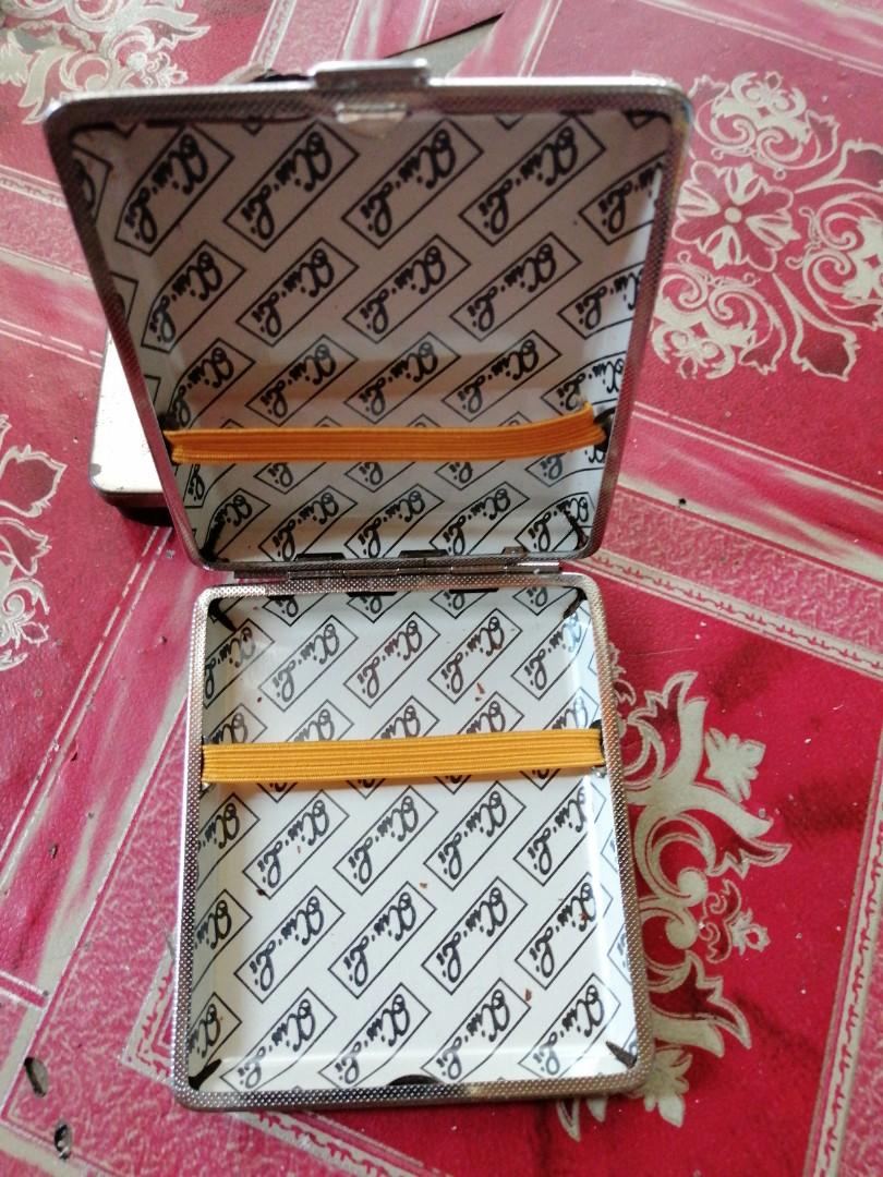 Kotak rokok marlboro, Hobbies & Toys, Collectibles & Memorabilia ...
