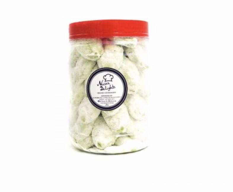 Kuih Raya Makmur Gajus, Food & Drinks, Homemade Bakes on Carousell