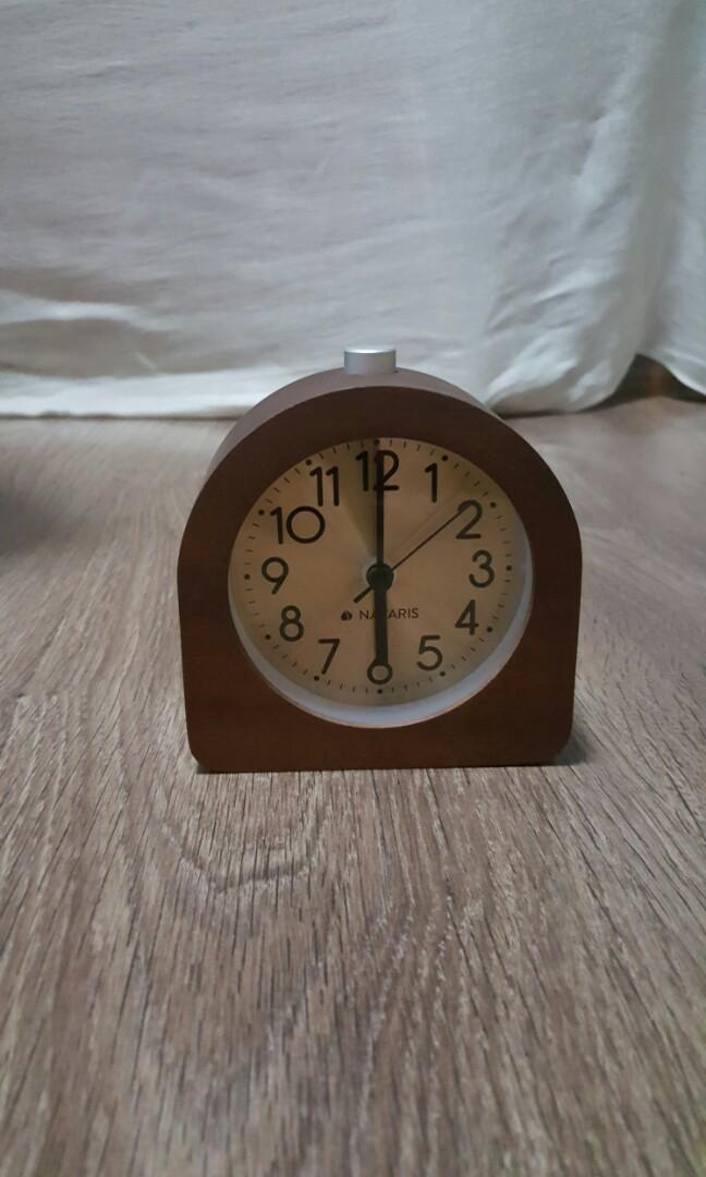 Navaris Alarm Clock, Everything Else on Carousell