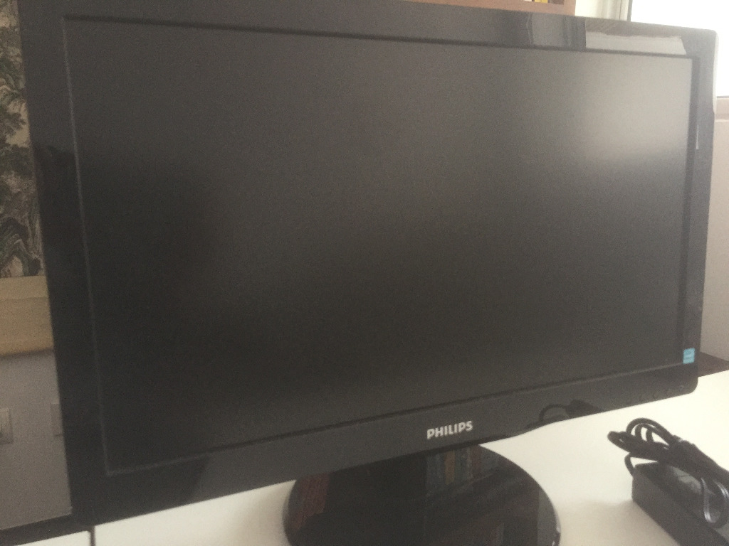 Philips Monitor: model 200v4q, Computers & Tech, Parts & Accessories ...