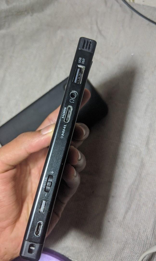 SONY mini Projector 投影機, 家庭電器, 電視 & 其他娛樂, 投影機 - Carousell