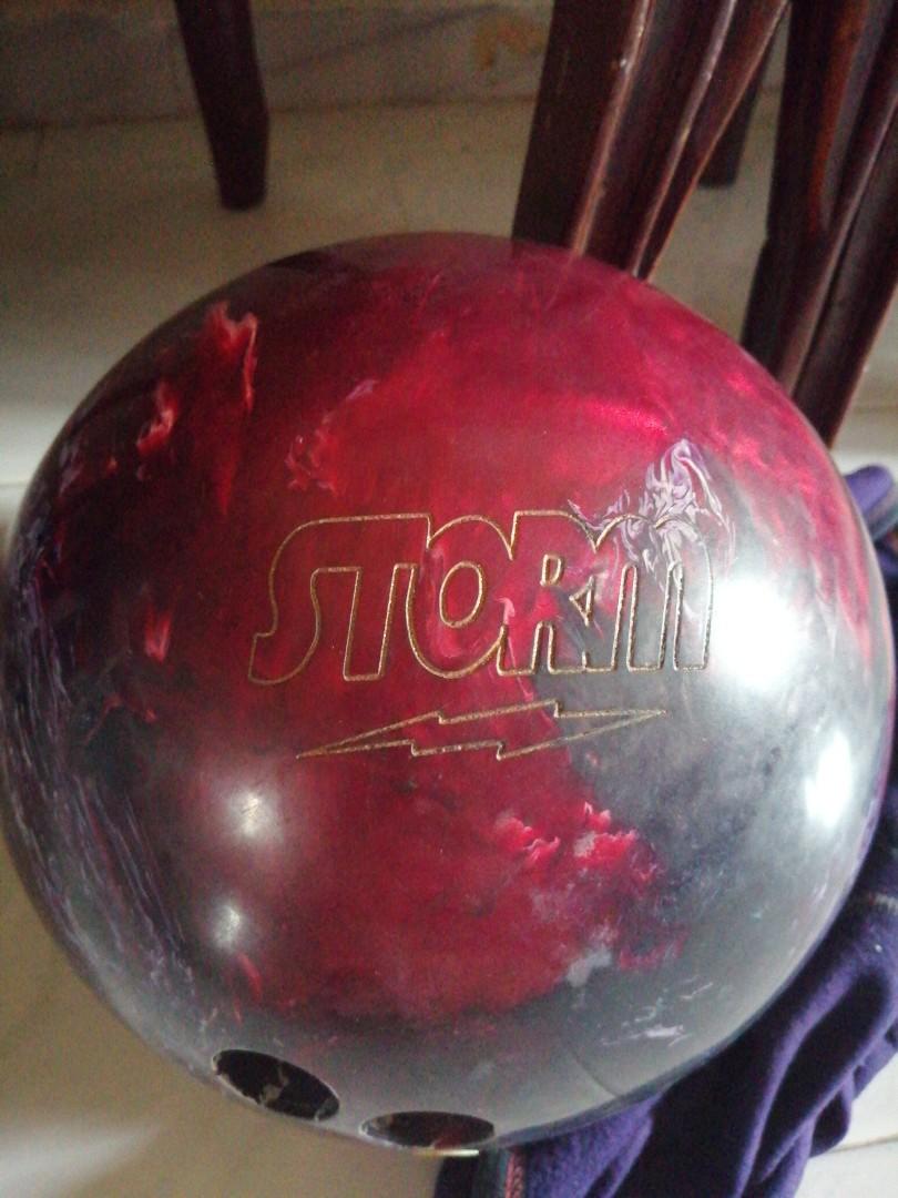 Storm Gravity Shift Reactive Bowling Ball, Sports Equipment, Sports ...