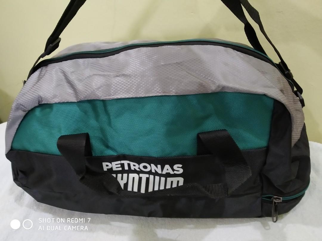 Beg sling weekend petronas, Men's Fashion, Bags, Sling Bags on Carousell