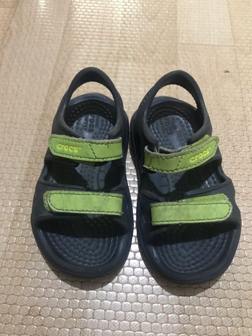 Crocs anak original, Bayi & Anak, Baju Anak Laki-laki, 1 hingga 3 tahun ...
