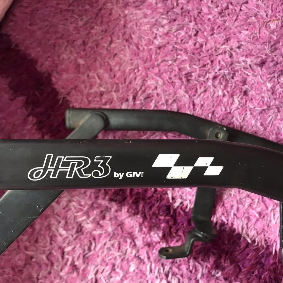 Fz150i monorack j Givi, Motorbikes on Carousell