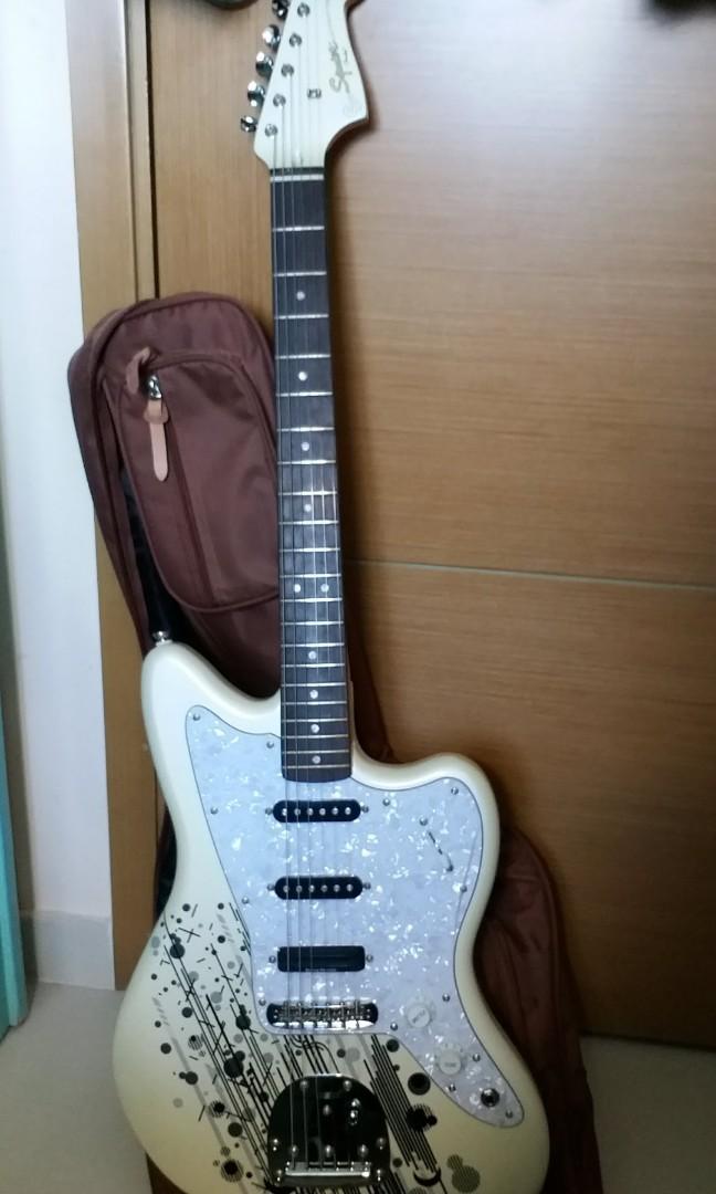Limited edition SCANDAL MAMI Squier Jazzmaster "stratomaster", 興趣及遊戲 ...