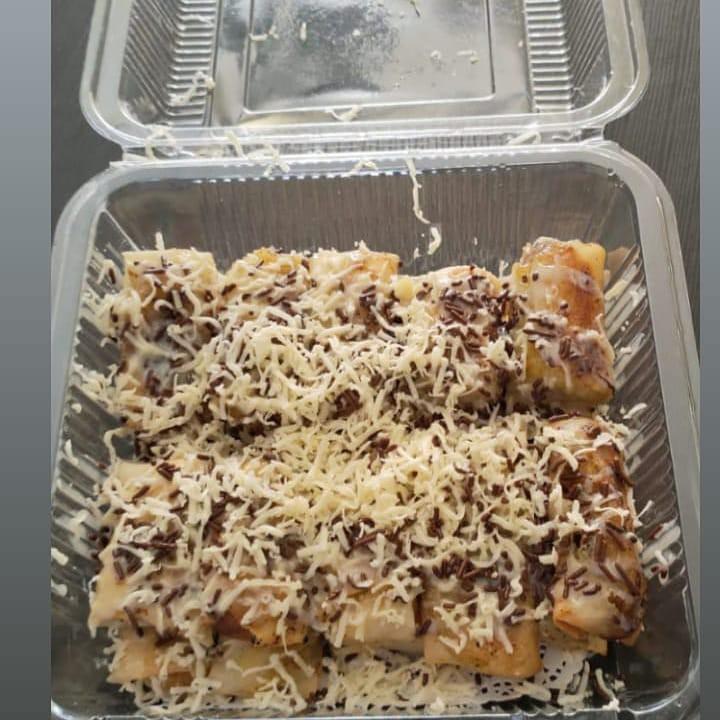 Mini Popiah pisang cheese, Food & Drinks, Packaged & Instant Food on ...
