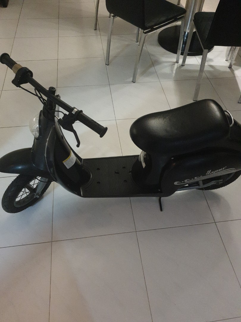 Razor Vespa Escooter, Sports Equipment, PMDs, E-Scooters & E-Bikes, E ...