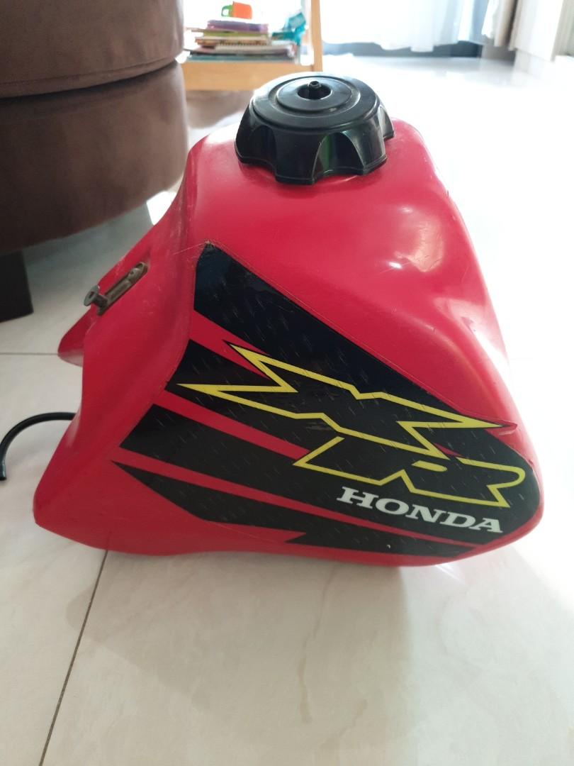 XR400 Original Tank (2000 Red), Motorcycles, Motorcycle Accessories on ...