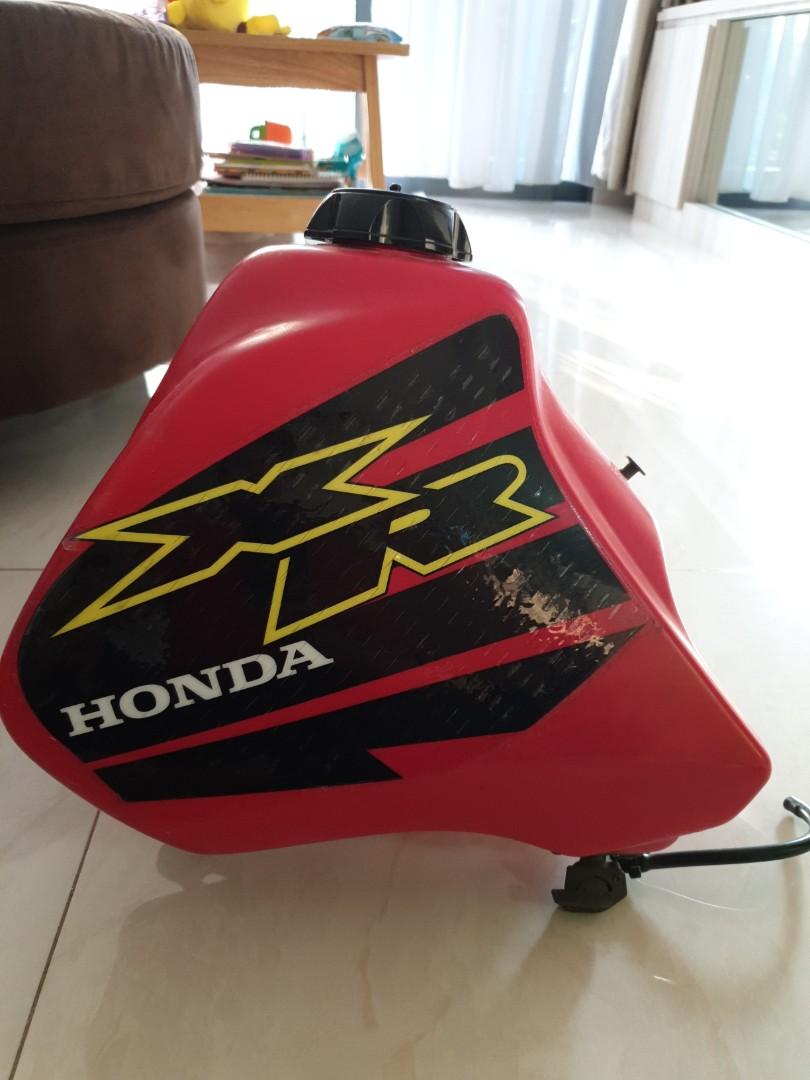 XR400 Original Tank (2000 Red), Motorcycles, Motorcycle Accessories on ...