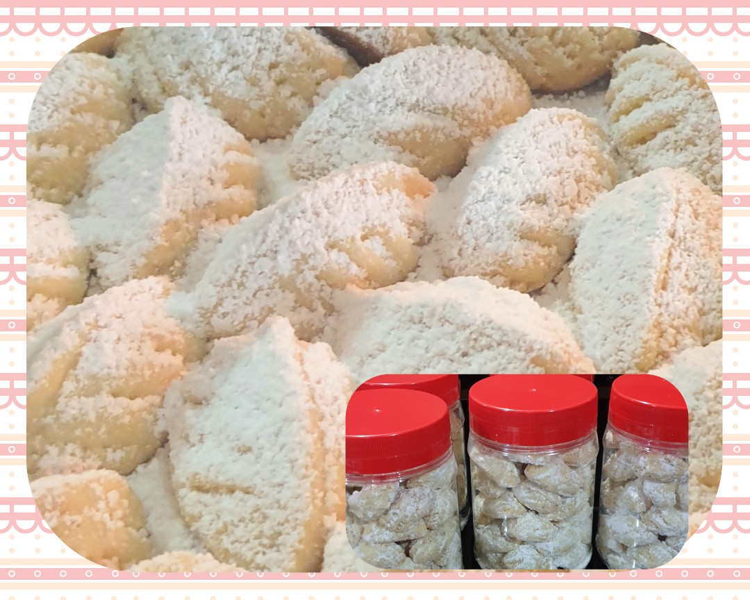 Kuih Makmur, Food & Drinks, Homemade Bakes on Carousell