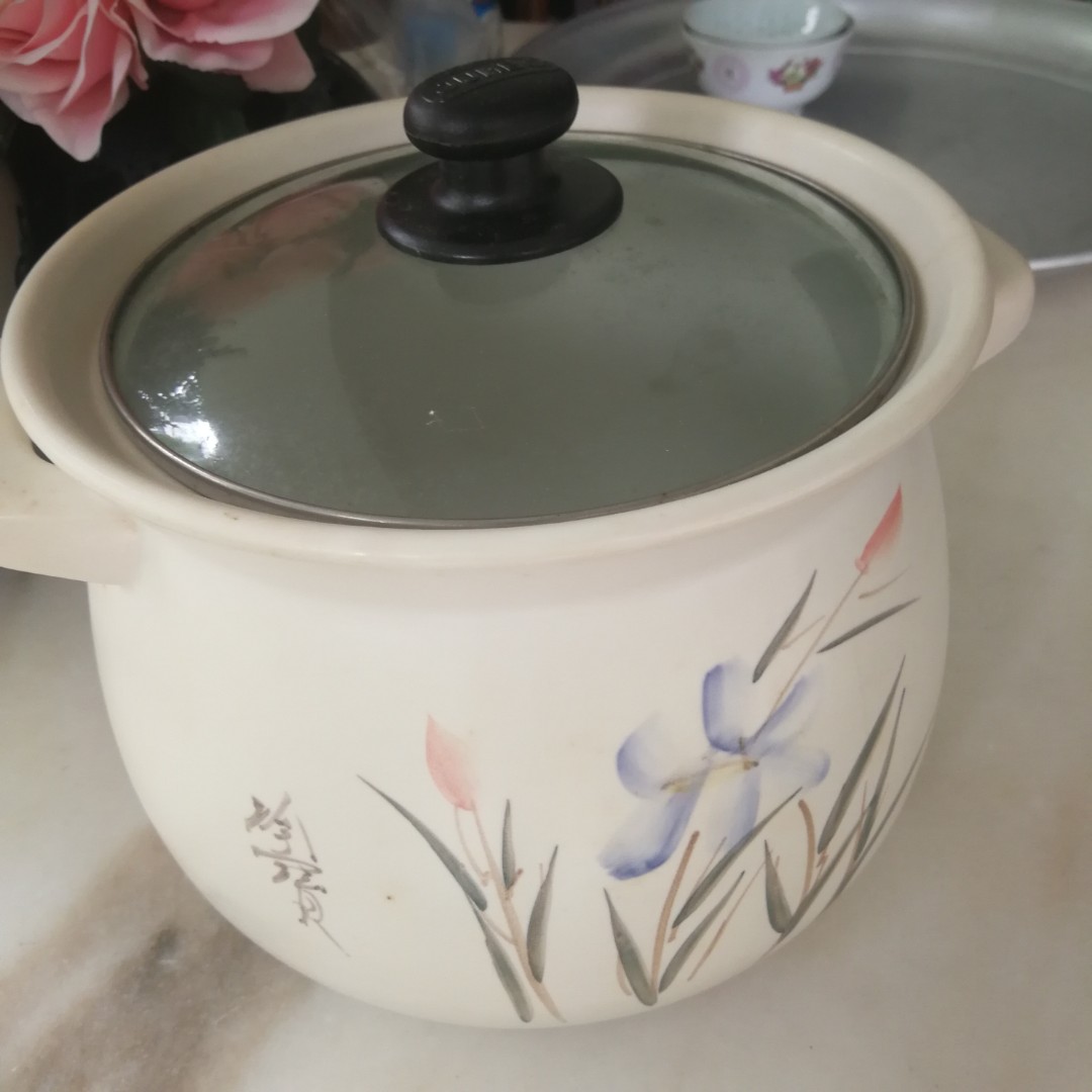 Jumbo Porcelain Cooking Pot, Furniture & Home Living, Kitchenware ...