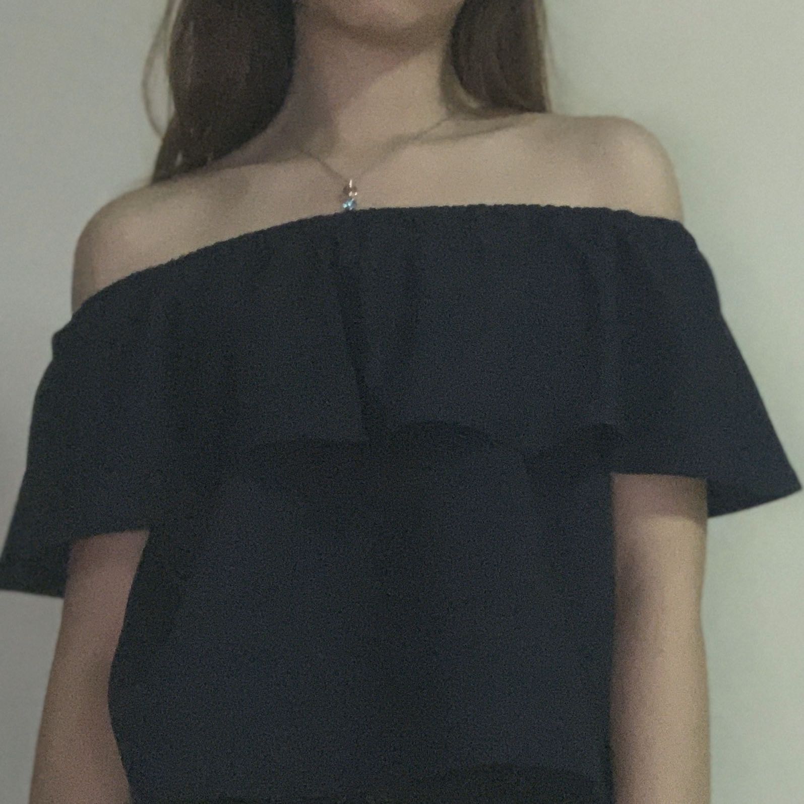 Navy Blue Off Shoulder, Women's Fashion, Tops, Sleeveless on Carousell