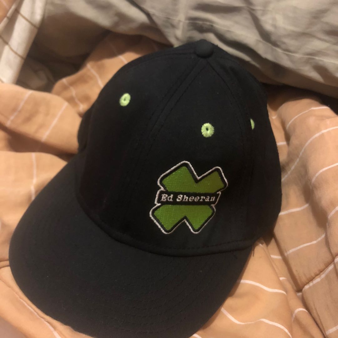 [OFFICIAL MERCH] ED SHEERAN Divide Tour in Manila (2015) Cap, Men's ...