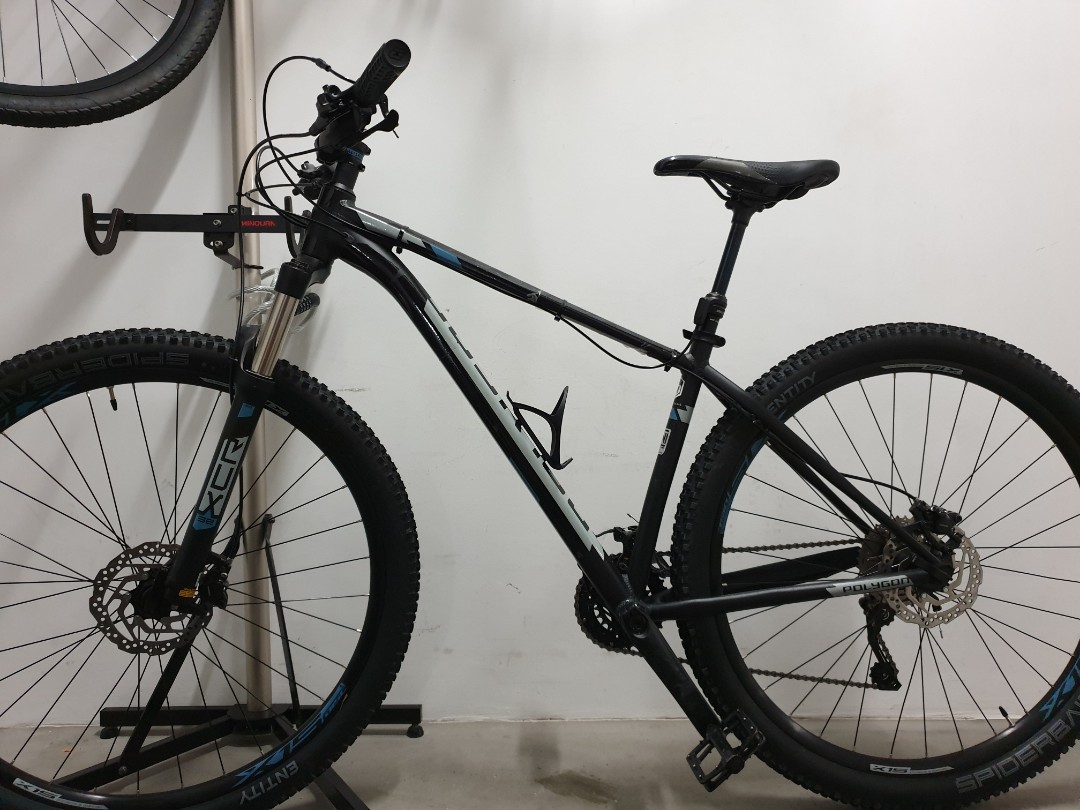 Polygon Xtrada 6, Bicycles & PMDs, Bicycles, Mountain Bikes on Carousell