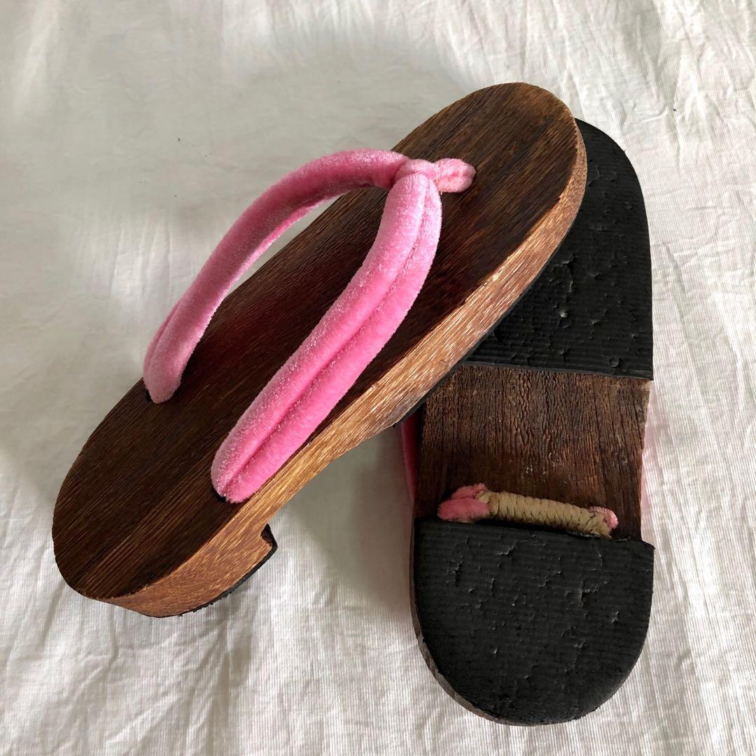 Authentic Traditional Japanese wooden Clogs/ Slippers, Women's Fashion ...