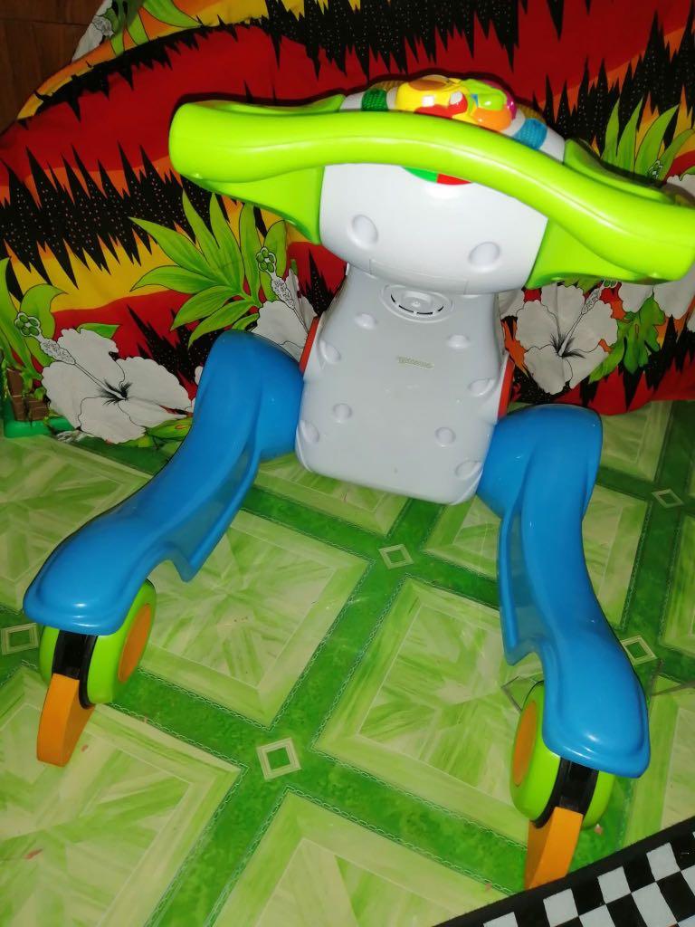 Chicco ergo gym push walker, Babies & Kids, Infant Playtime on Carousell