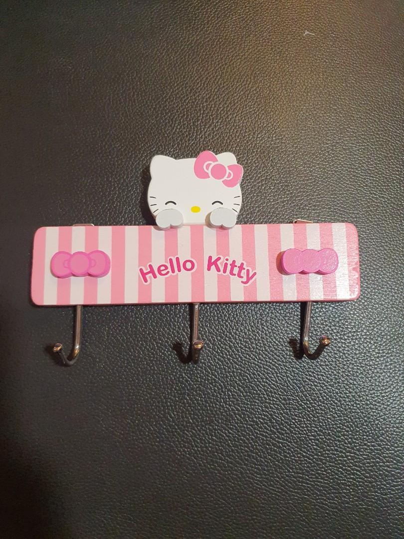 Hello Kitty Hanger, Everything Else on Carousell
