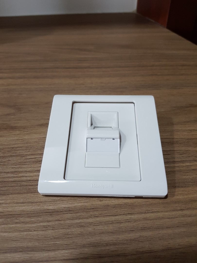 Honeywell gang data socket plate x 2 pieces, TV & Home Appliances ...