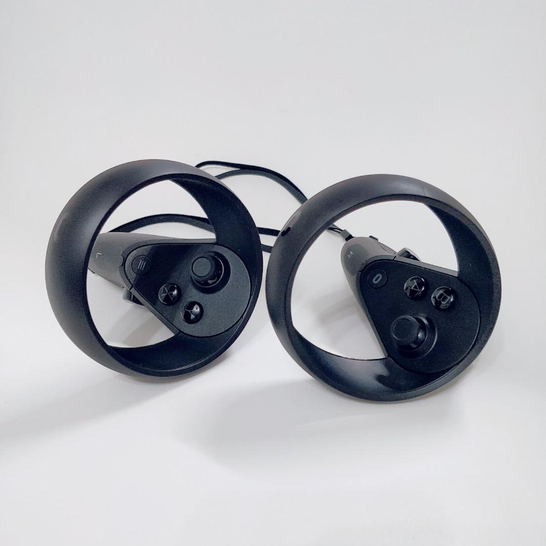 Oculus Quest + 4 paid VR games incl., Video Gaming, Gaming Accessories ...