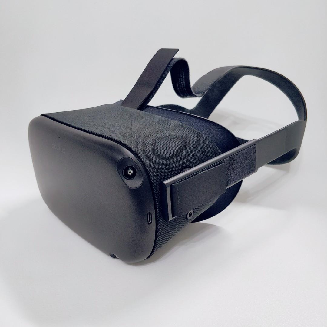 Oculus Quest + 4 paid VR games incl., Video Gaming, Gaming Accessories ...