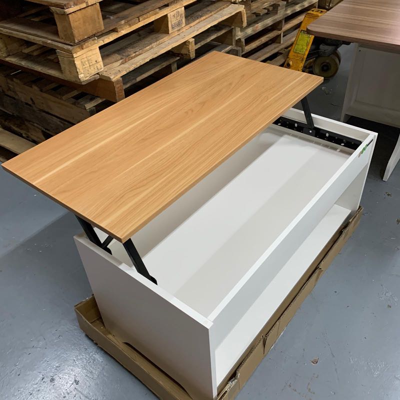 Retractable coffee Table, Furniture, Tables & Chairs on Carousell