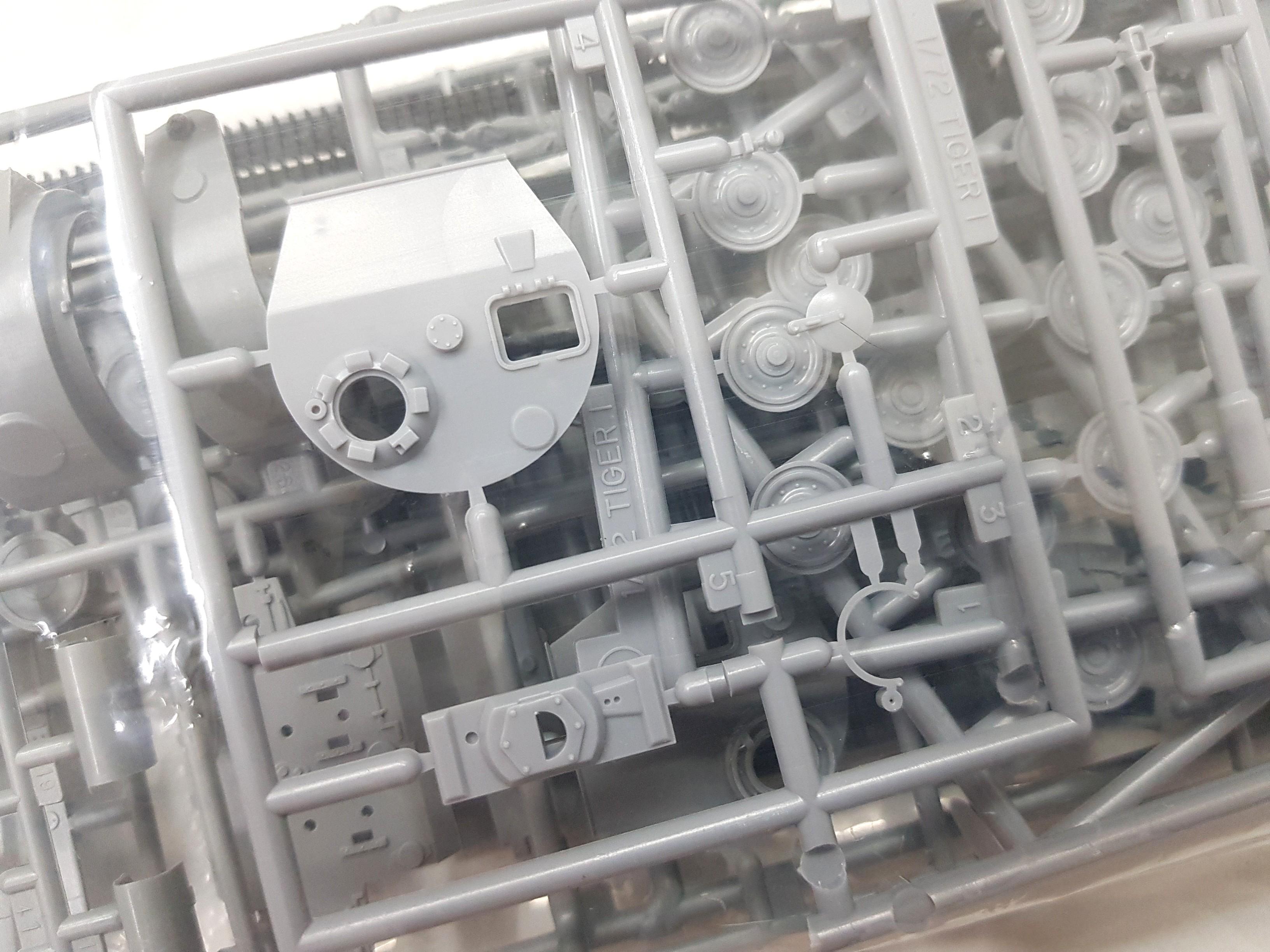 1/72 MT39 Hasegawa German Pz Kpfw VI Tiger 1 Ausf E "Last Model" (2nd ...