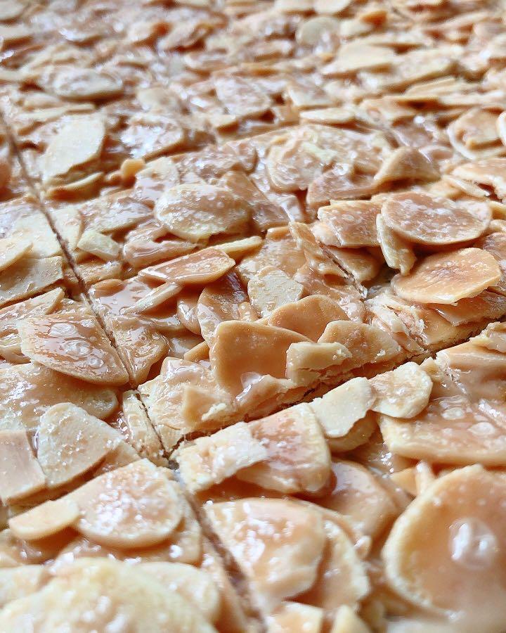 Almond Florentine , Food & Drinks, Baked Goods on Carousell