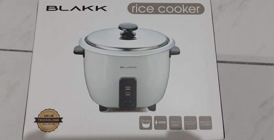 BLAKK RICE COOKER 5 cups, TV & Home Appliances, Kitchen Appliances ...
