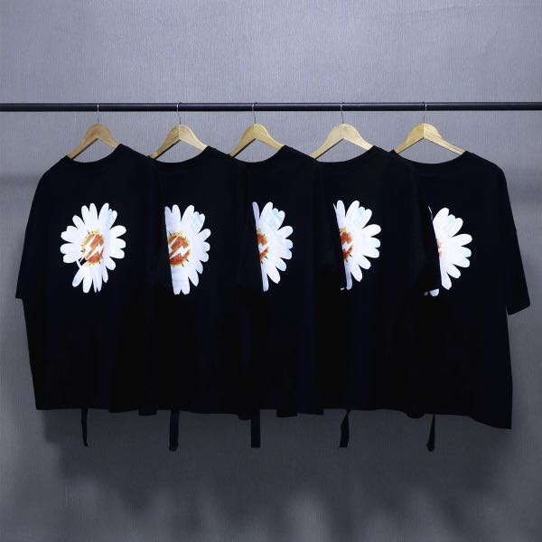 GD Peaceminusone, Women's Fashion, Tops, Other Tops on Carousell