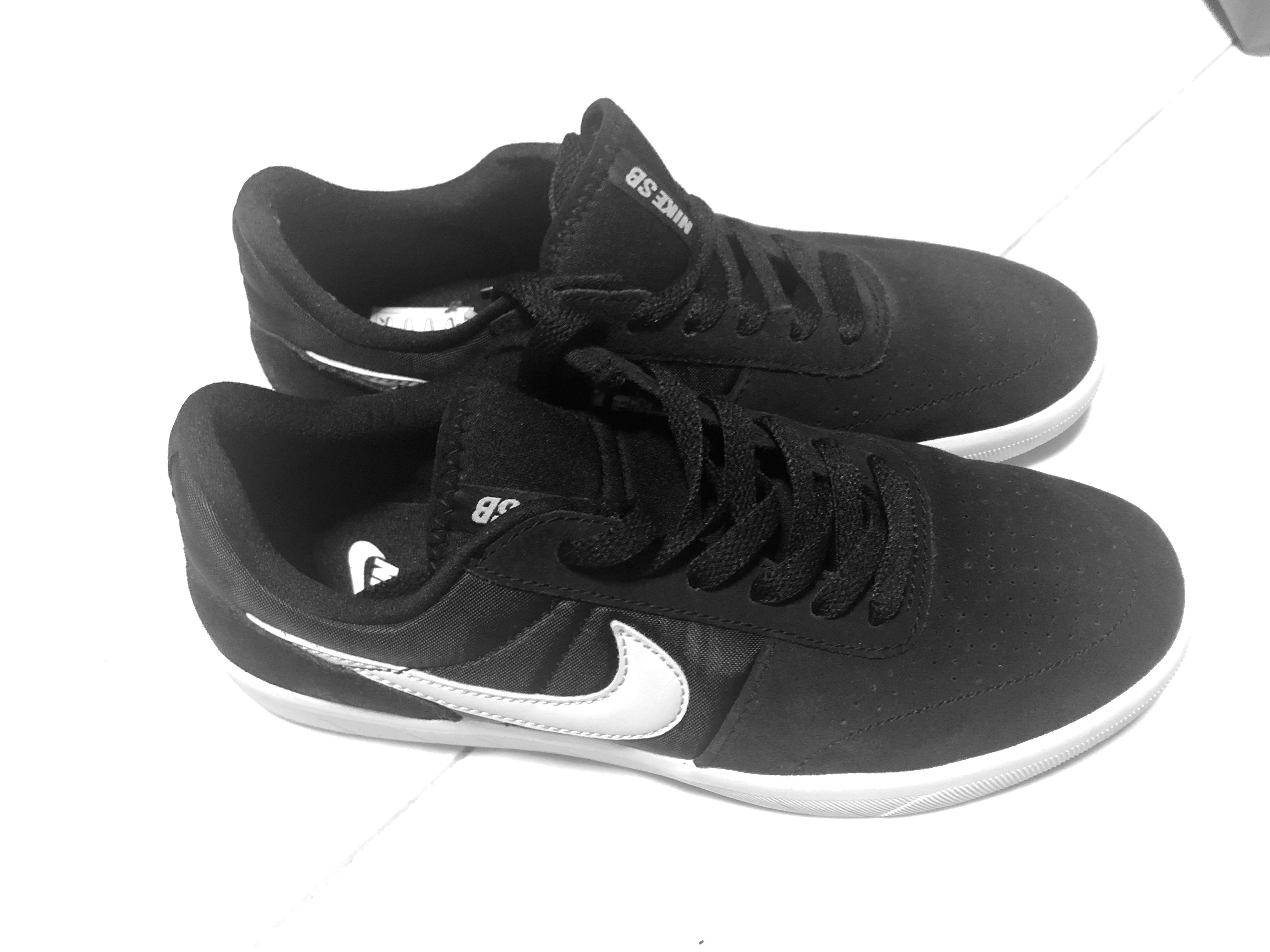 Nike SB low Cut, Women's Fashion, Footwear, Sneakers on Carousell