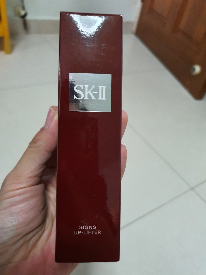 SK-II Signs up lifter 40g on Carousell