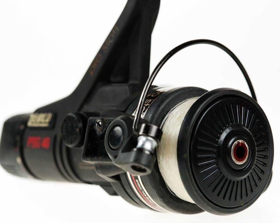 Zebco PSG40 Rear Drag Spining Reel Made in Korea, Sports Equipment ...