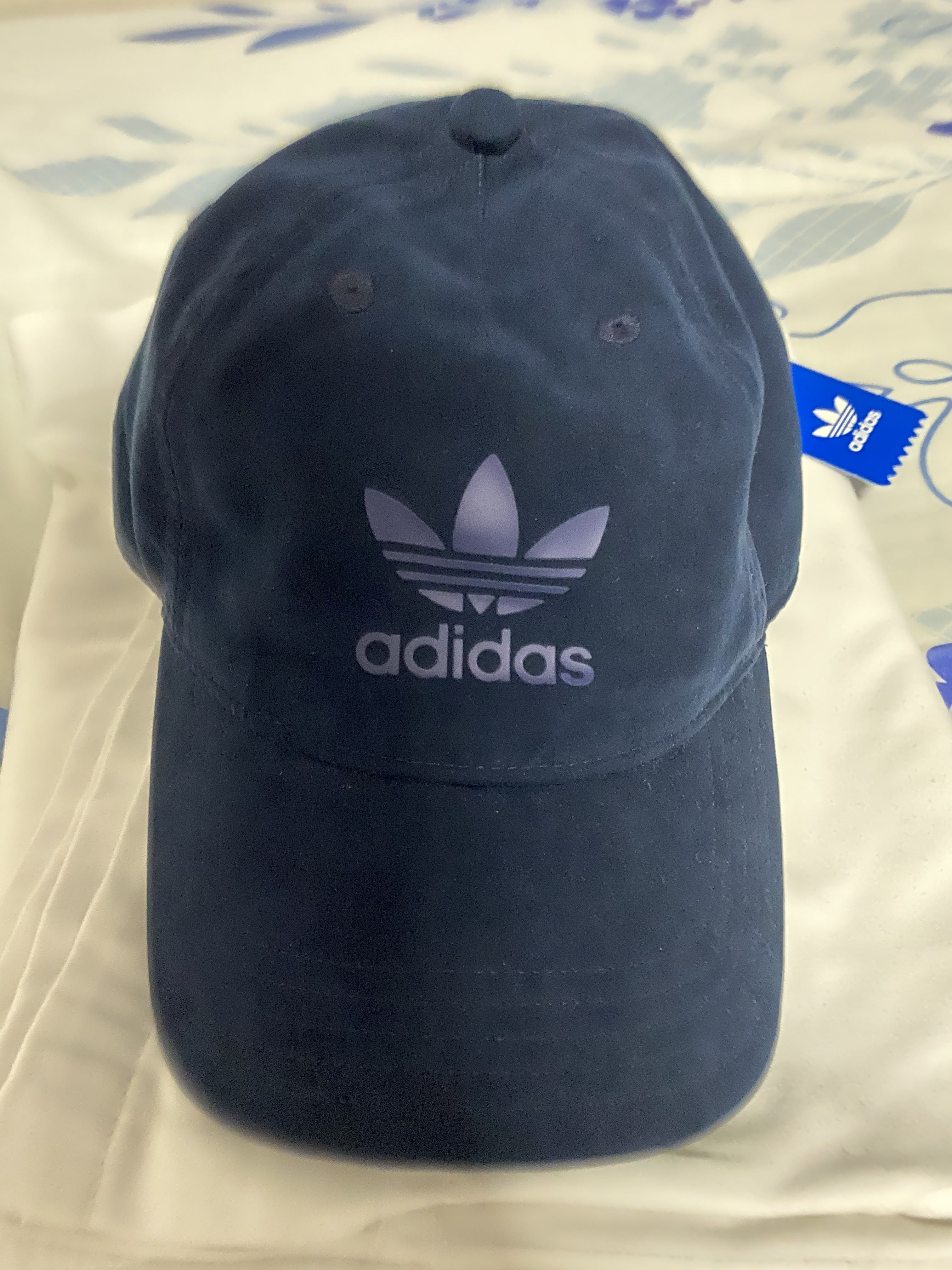 Adidas Cap, Men's Fashion, Watches & Accessories, Caps & Hats on Carousell