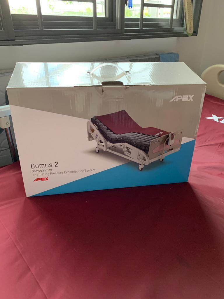 APEX Hospital Bed with Alternating Pressure Redistribution System and ...
