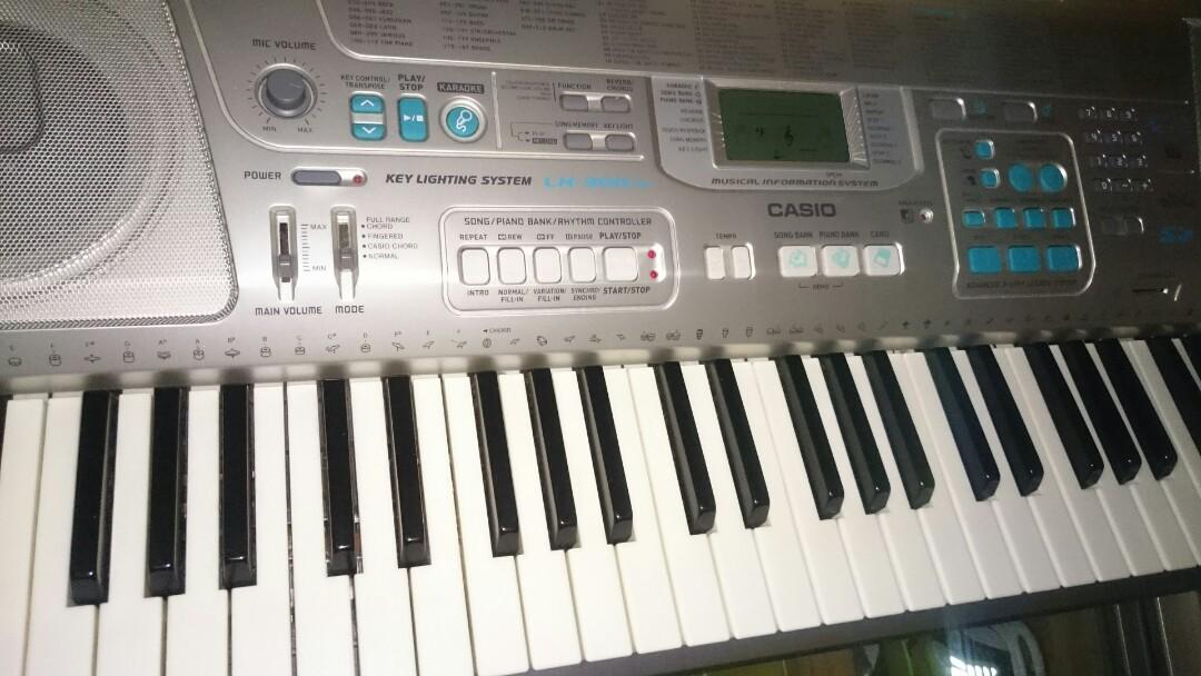 CASIO LK-300 Digital Piano, Hobbies & Toys, Music & Media, Musical ...