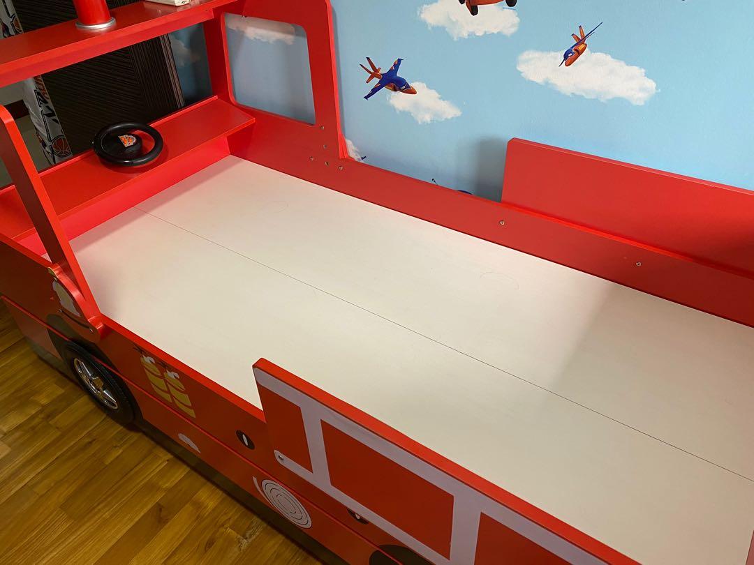 Fire Engine Kids Bed with Pullout, Furniture, Beds & Mattresses on ...