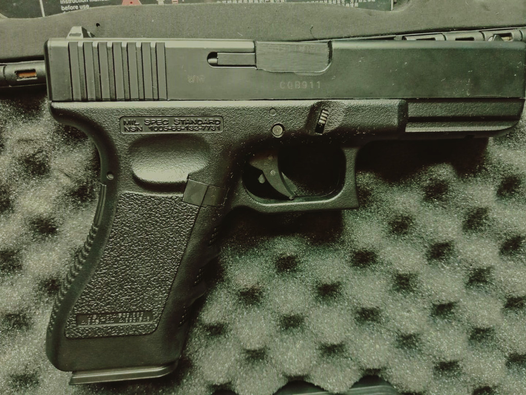 KSP Glock 18C Austria Auto BBG Type - Railed Frame - LEAK MAGAZINE on ...