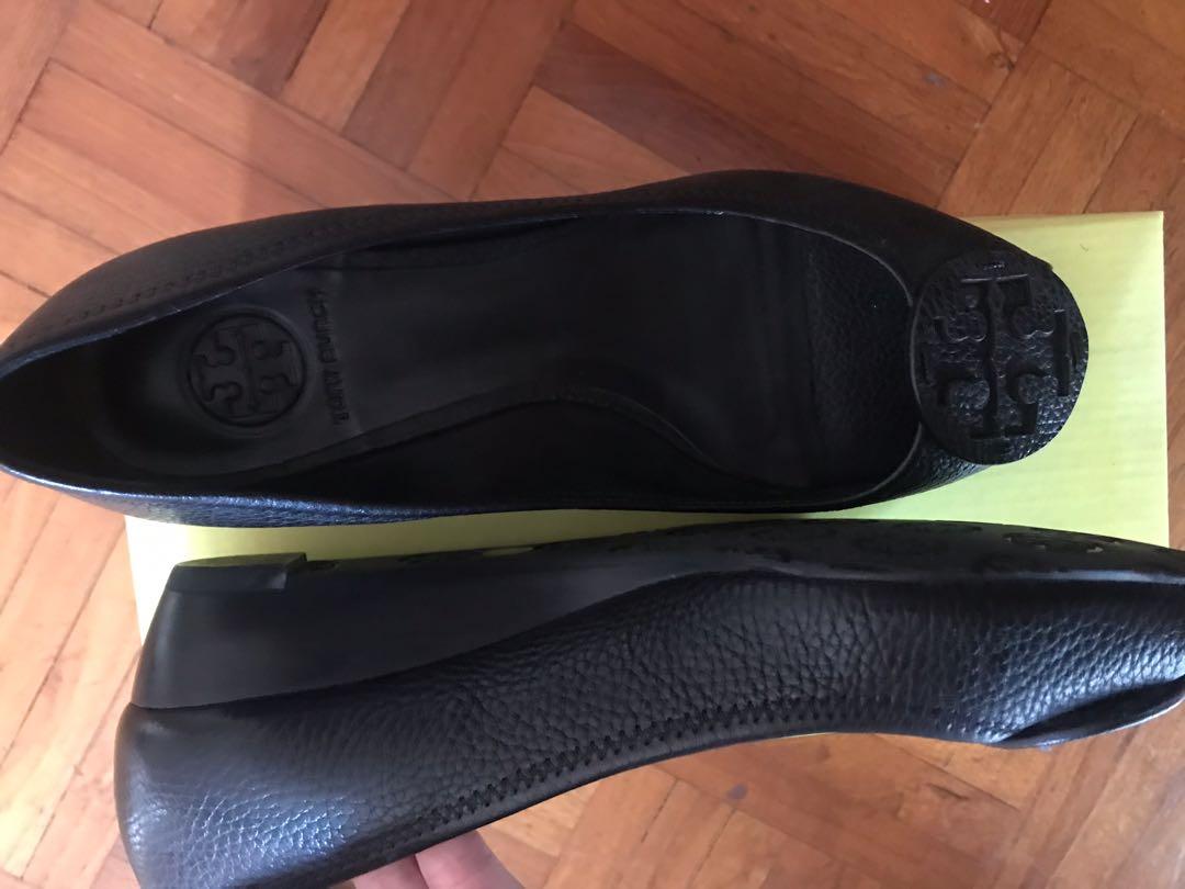 Tory Burg, Women's Fashion, Footwear, Flats on Carousell
