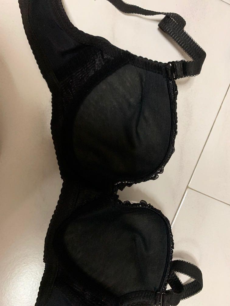Young Curves Bra 70B, Women's Fashion, New Undergarments & Loungewear ...
