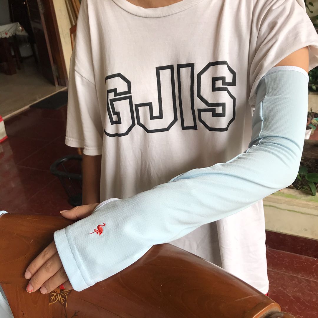 GOLF Hand sock Marie Claire, Olah Raga, Baju Olahraga di Carousell